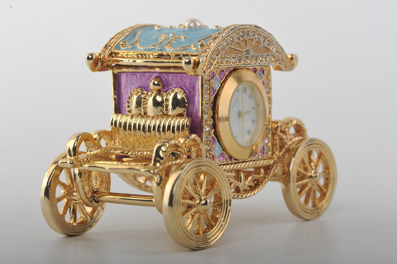 Gold Carriage with a Clock